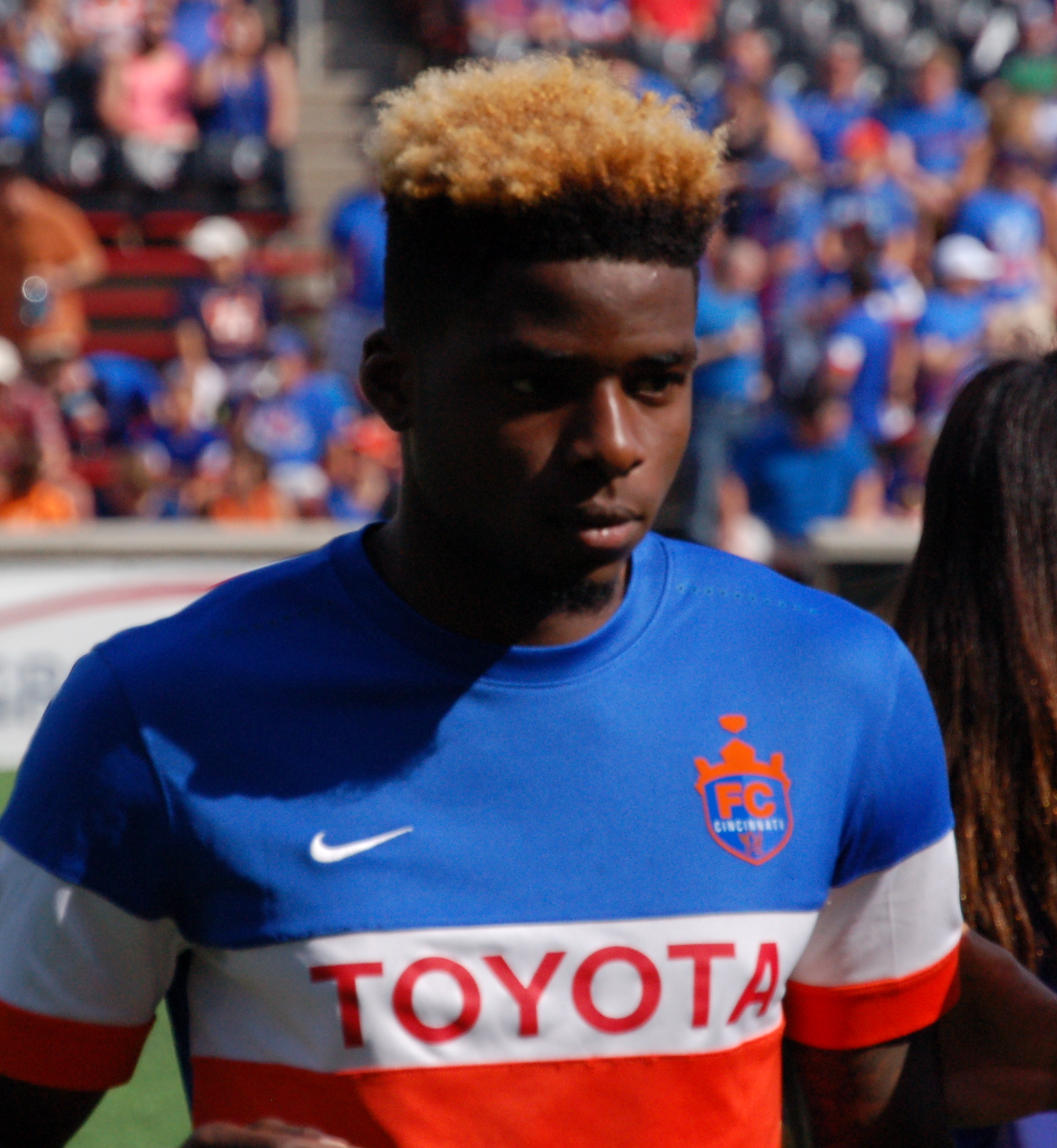 Sean Okoli para Niños