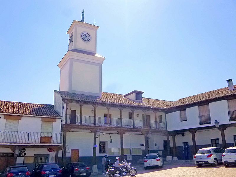 Archivo: Valdemoro - Plaza de la Constitución, Torre del Reloj 2