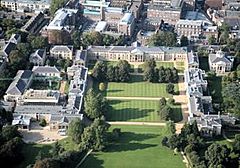 Downing College para Niños
