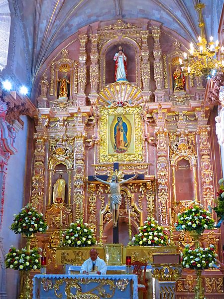 Archivo: Retablo dorado Santuario de Nuestra Señora de Guadalupe ...