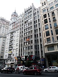 Edificio Coliseum para Niños