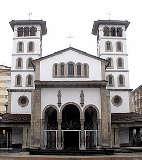 Iglesia de San Andrés (El Entrego) para Niños