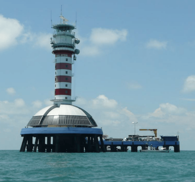Archivo: One Fathom Bank Lighthouse (new), Selangor