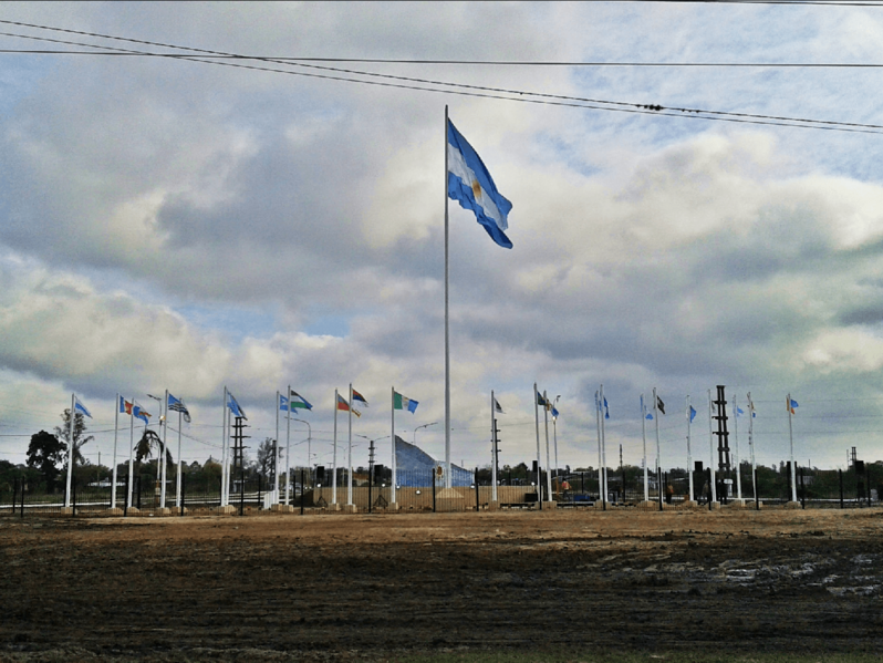Archivo: Homenaje al Bicentenario de la Independencia Argentina ...